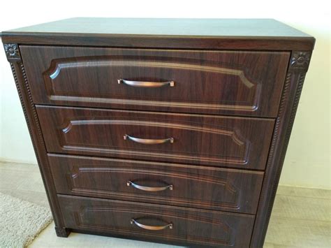 Комод Корпус из ЛДСП Фасады МДФ Орех итальянский Столешница МДФ 32мм Используются