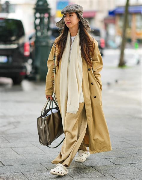 24 Crocs Outfit Ideas That Are Both Stylish And Comfy Purewow