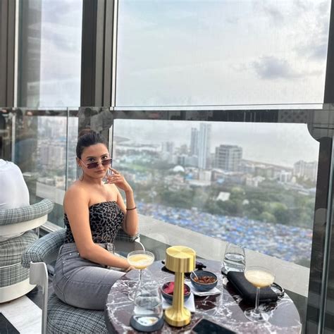 𝐀𝐒𝐇𝐍𝐀 𝐊𝐈𝐒𝐇𝐎𝐑𝐄 🧿 Kishoreaashna • Threads Say More