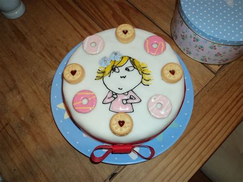 Pin By Ava On Food 🍽️ Pretty Birthday Cakes Cute Cakes Cute Food