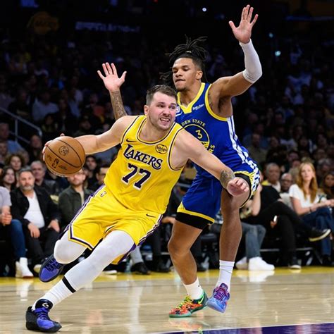 Video Dončić Oduševio Komentatora I Lebron James Ovim Mora Biti Impresioniran Index Hr