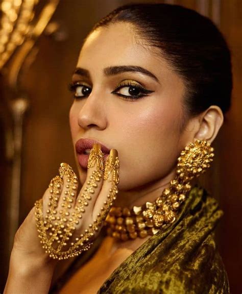 Bhumi Pednekar Teases Her Bold Princess Diaries In A Sexy Mirror