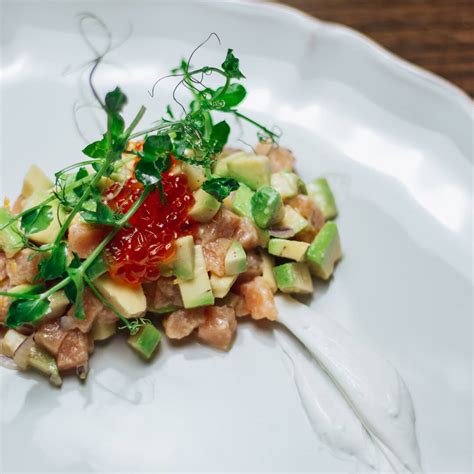 Yasaman Sevans Restaurant Dinin