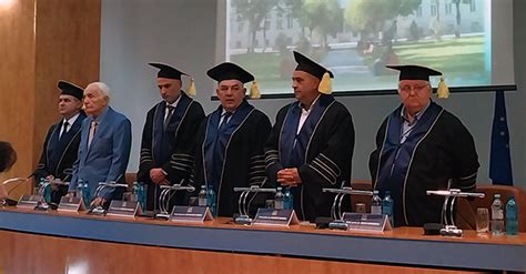 Umf Timișoara I A Decernat Titlul De Doctor Honoris Causa Prof Univ Dr