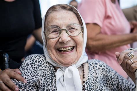 Ninguna Mujer Nace Para Puta Lavaca