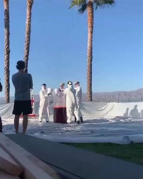 This Large Scale Chemical Reaction Scrolller