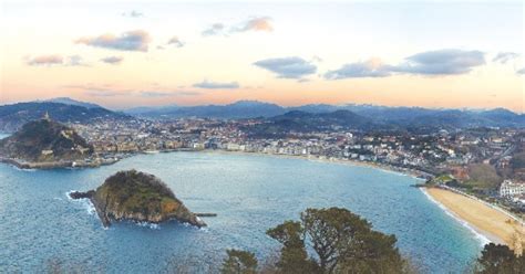 스페인 바스크 왕과 귀족들이 계급 떼고 놀던 곳