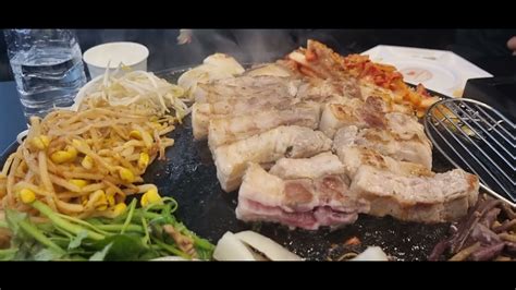 1분 음짤 삼겹살이 진심 먹고싶어지는 순간~♡♡♡ Youtube 1분 음짤 삼겹살이 진심 먹고싶어지는 순간~♡♡♡ Youtube