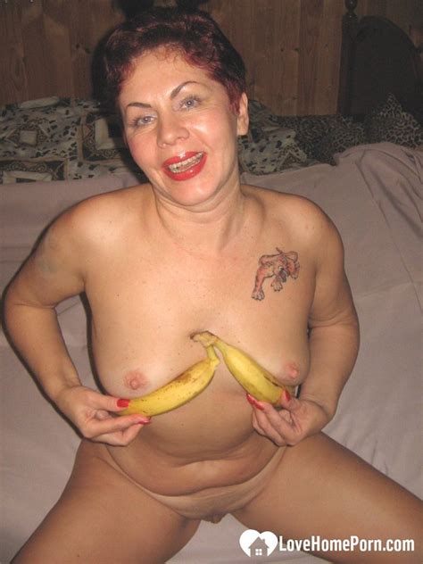 Dipping My Cock Into Her Banana Vagina Lovehomeporn