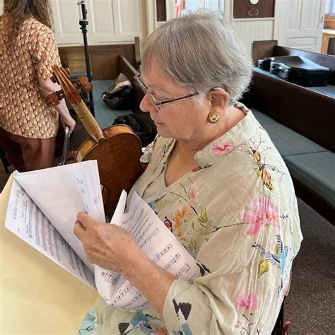 Joanne Tanner Violin Short Biography