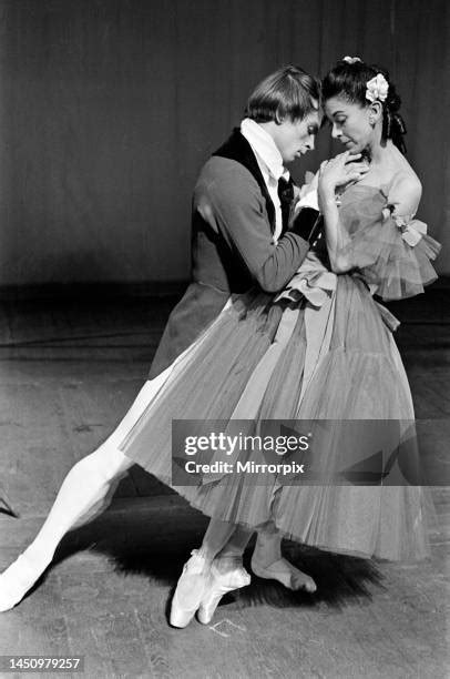 435 Margot Fonteyn And Rudolf Nureyev Photos And High Res Pictures