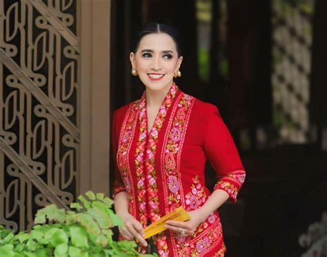 Workshop Kebaya Sebagai Identitas Bangsa Miranti Serad Ginanjar Yakin