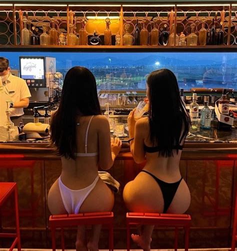 황금 밸런스 백녀 vs 흑녀