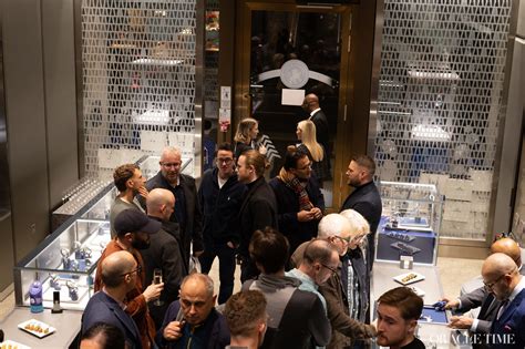 Watches And Whisky Oracle Time Members Descend On Grand Seiko Bond Street Boutique