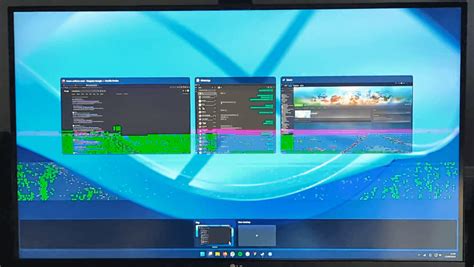 Green Artifacts Flashing On My Screen On Windows Never In Game What