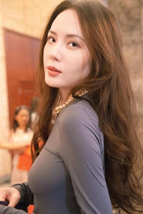 Top Nh Ca S Ph Ng Linh Sexy Quy N R Khoe Nhan S C