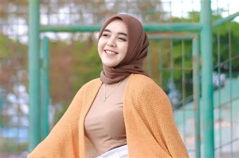 Sahika Tia Janda Stw Cari Pasangan Cari Jodoh Mantab