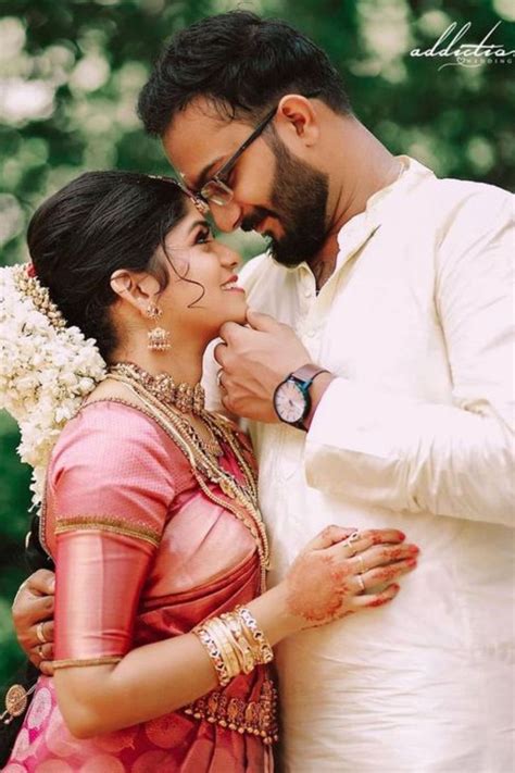 45 Poses For South Indian Wedding Couples Artofit
