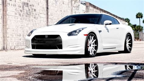 Sexy White Nissan Gtr R35 Wallpaper Faxo
