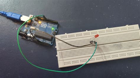 Fading Led In And Out Using Arduino Uno