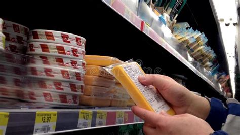 Iga Grocery Store Pan Frozen Food Wiped Out Due To Supply Chain Issues