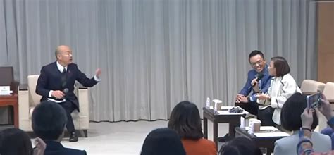 韓國瑜虧邱議瑩「議場潑我水」 她現場反應曝光 中天新聞網