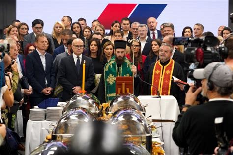 Sanja Lakić On Linkedin Срећна нам слава драги напредњаци Sns Srbija 🇷🇸