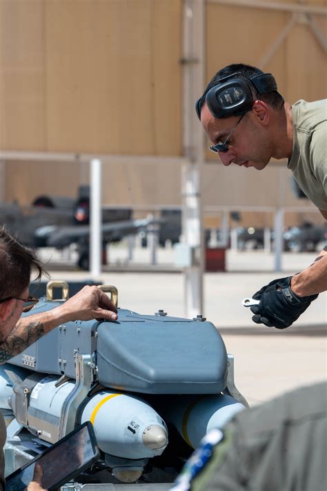 A 10c Thunderbolt Ii Brings New Lightning Davis Monthan Air Force Base News