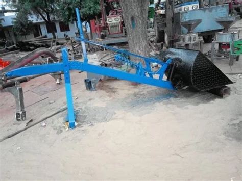 500 Kg Iron Tractor Front End Attachment For Agriculture 8 Feet At