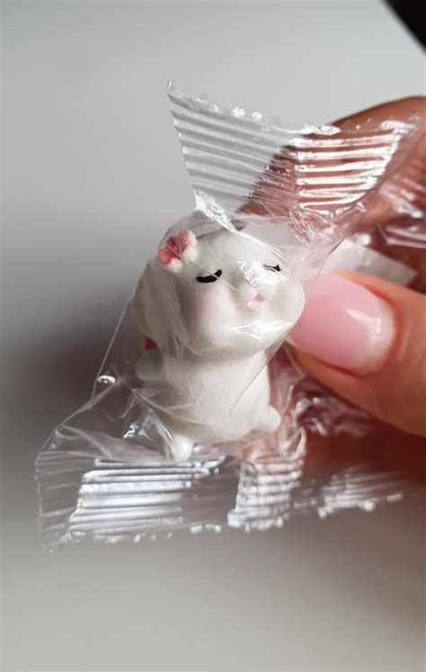 Зайчик под елку для флорариума декор статуэтка фигурка — ціна 99 грн у каталозі Статуетки