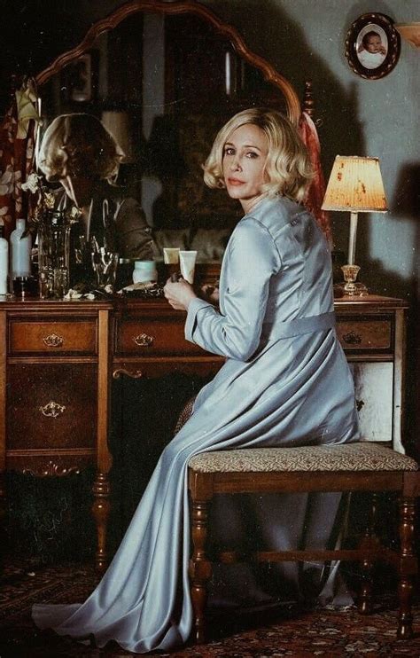 Norma Bates Vera Farmiga