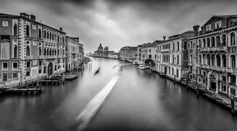 Italy Wallpaper Black And White