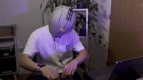 Sci Fi Film Prop Doubles As A Dj Helmet Arduino Blog