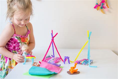 Junk Modelling Making Bright And Colorful Aliens