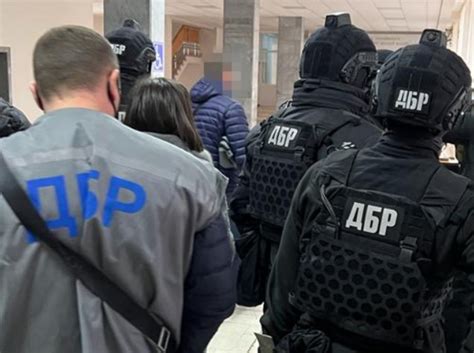 ДБР провело обшуки у Криворізькій міськраді щодо бюджетних витрат на майже 700 мільйонів гривень