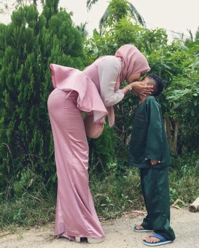 Nampak Garis Seluar Dalam Maya Tumbex