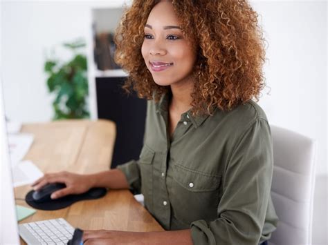 how to write effective emails and messages for edtech a simple four