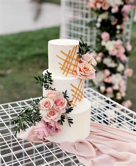 Wire Cube White Social Event Hire