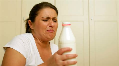 スマートフォンを介して牛乳をすばやく検出する