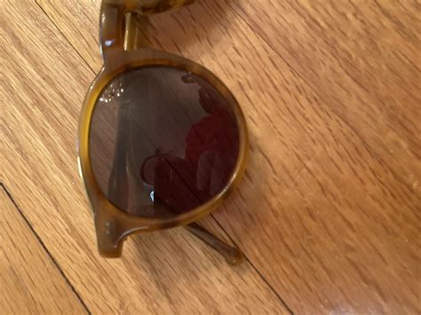 Vintage Sunglasses With Circular Frames Gem