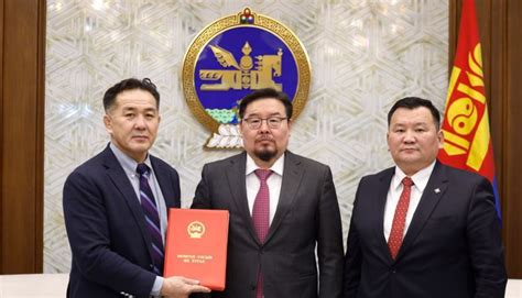 Хөрөнгө оруулалтын тухай хуулиас газартай холбоотой зөрчилтэй заалтыг хасах хуулийн төсөл өргөн