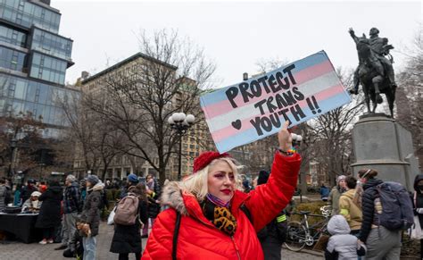 Pentagon Sets 30 Day Deadline To Remove Transgender Troops From Us Military