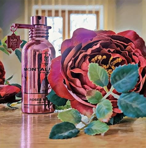Roses Musk Montale - una fragranza da donna 2009