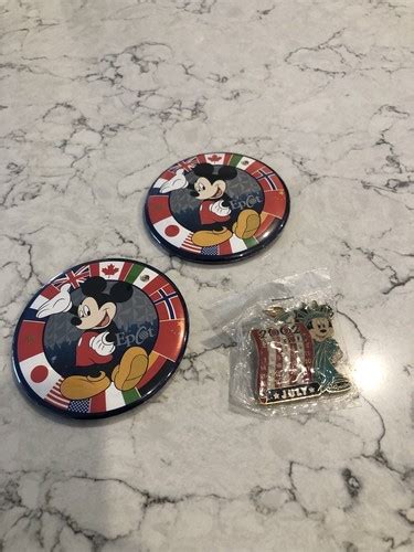 Disney Mickey Mouse Buttons And Minnie Pin Lot Of 3 Nice Ebay