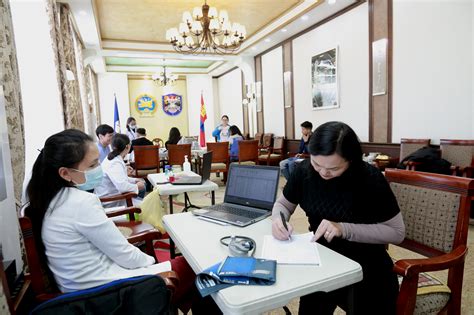 НЗДТГ ын албан хаагчид цусаа хандивлалаа