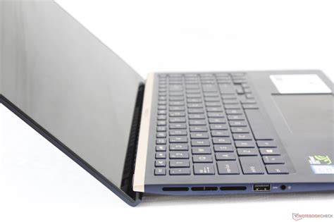 Asus Zenbook Ux F Laptop Review Look Like An Ultrabook Play Like A Gamer Notebookcheck