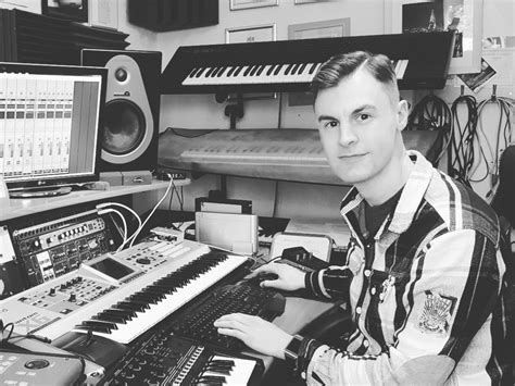 Martin Rowberry Music Artists Marmoset