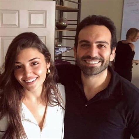 Hande Erçel Ve Buğra Gülsoydan Azize Setinden Ilk Poz Magazin Haberleri