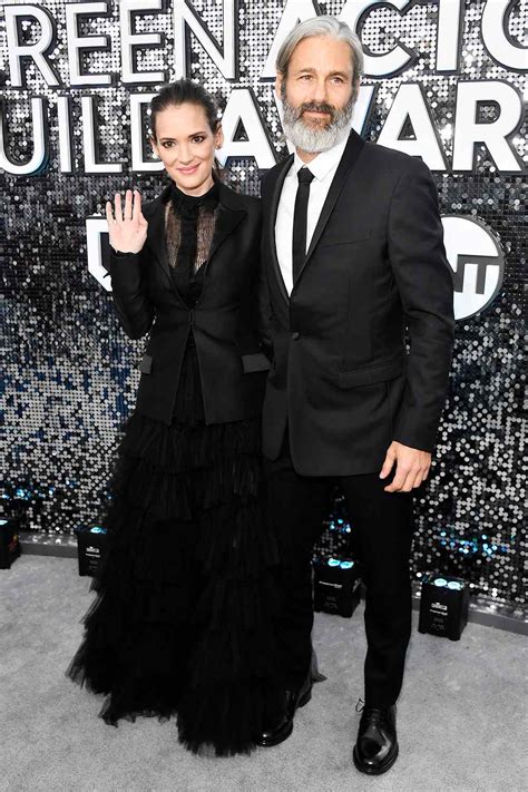 Who Is Winona Ryder S Boyfriend All About Scott Mackinlay Hahn