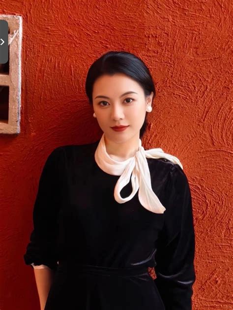 美人富贵，色财兼备